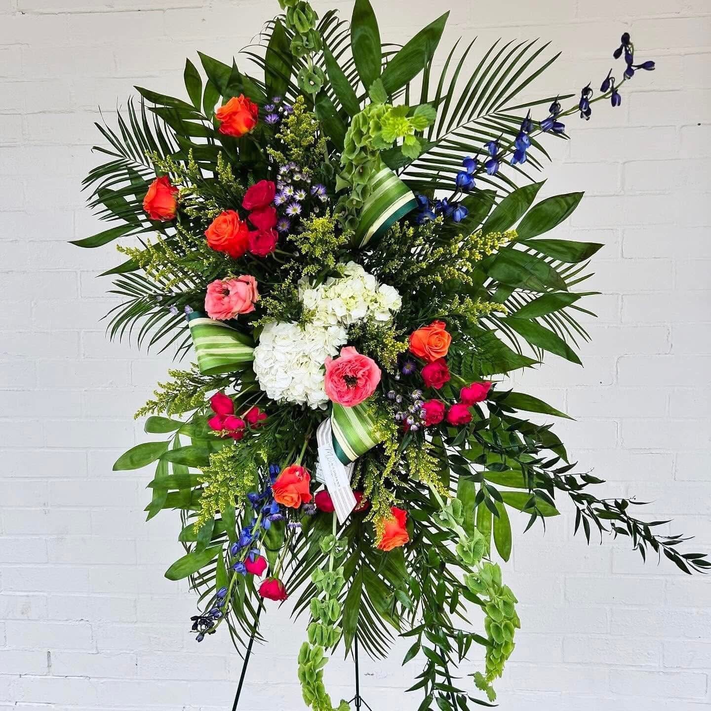 Mixed Fresh Flower Spray – MG & Company